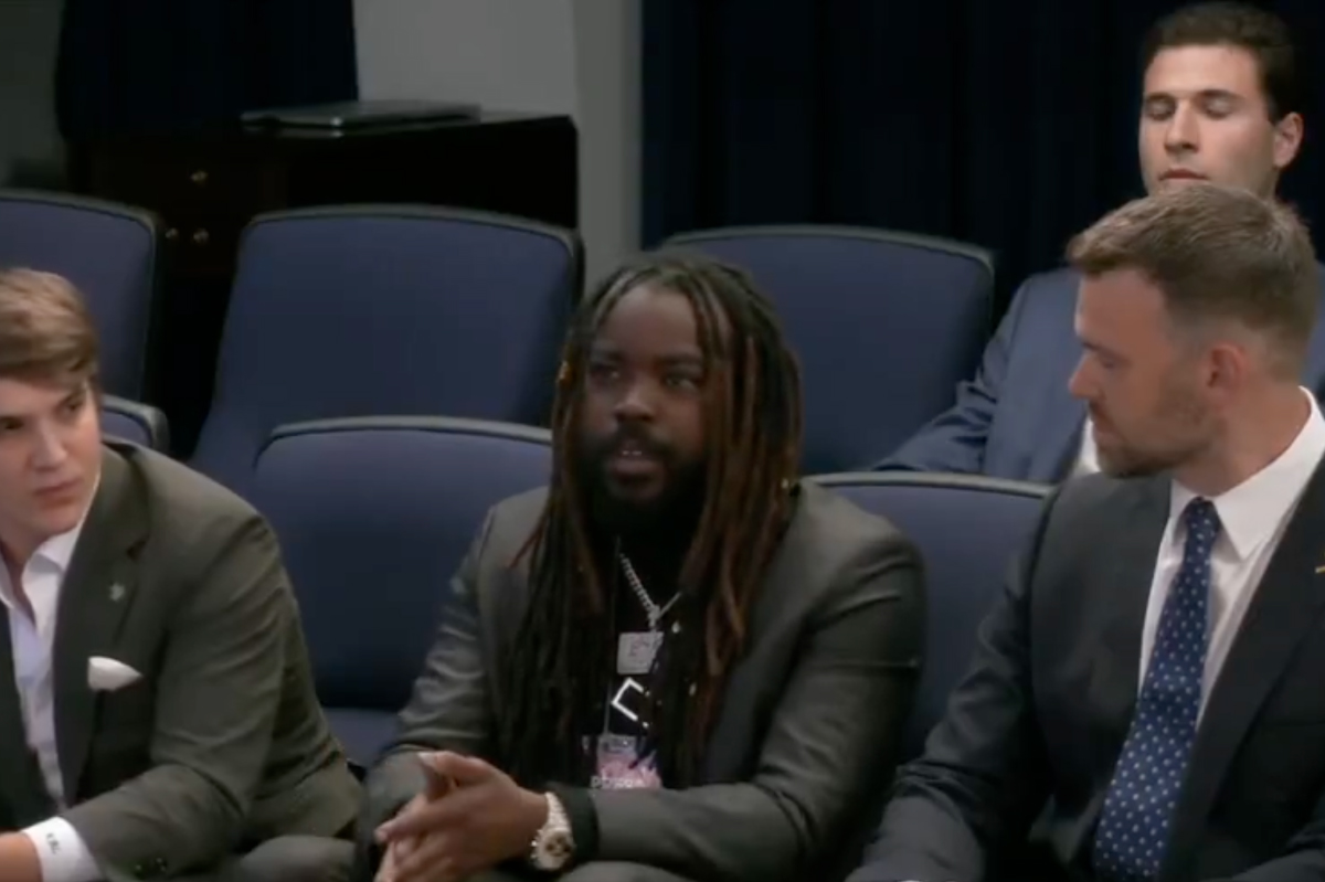 There are too many podcasters and influencers in the White House ...